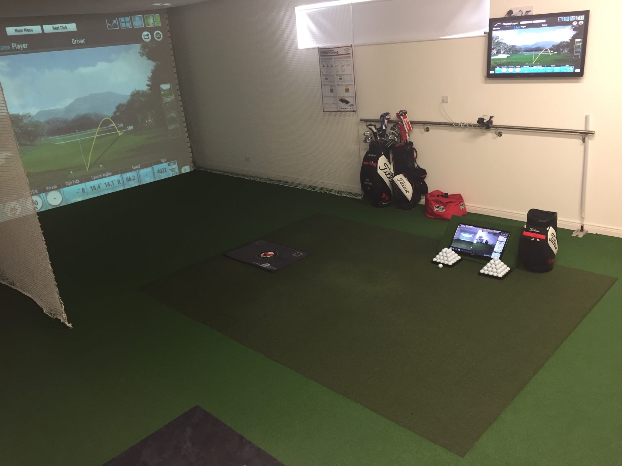 Swing Studio Killarney - Indoor golf